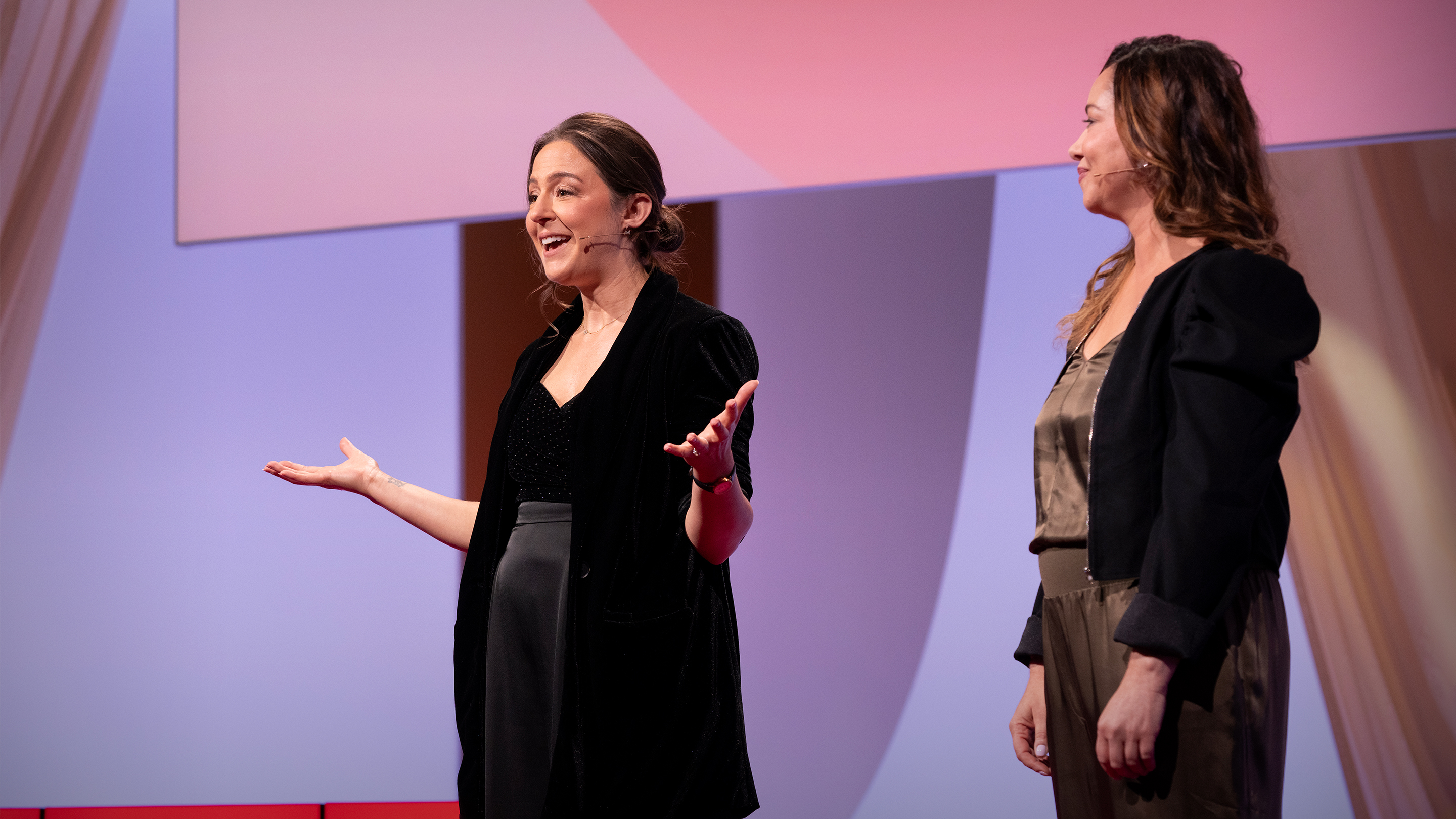 Maegan Stephens, Nicole Lowenbraun: How to be a great listener | TED Talk